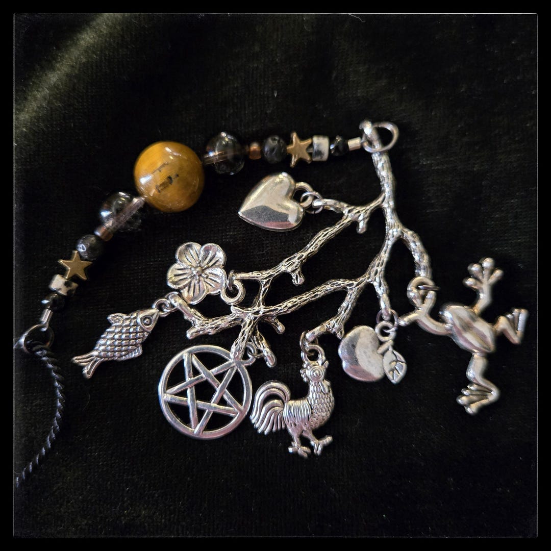 Cimaruta Italian Folk Magic Good Luck Charm w/ Column Beading: Gold ...