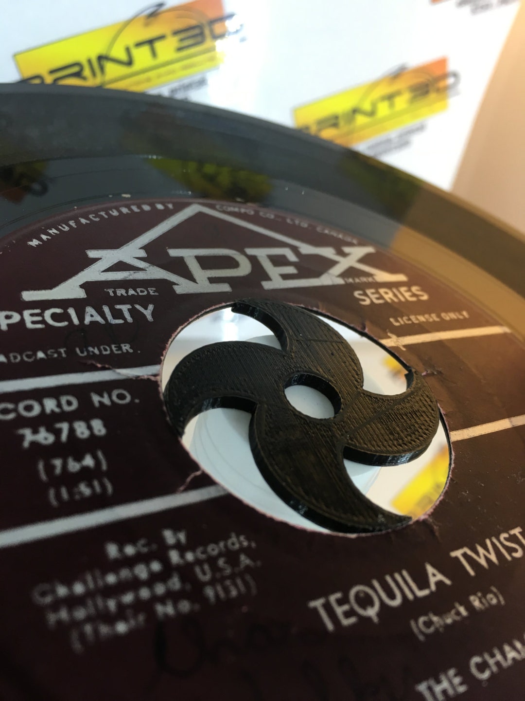 Ninja Star - 45 RPM Record Adpater, Record Insert, 45 LP, Vinyl, 45 ...
