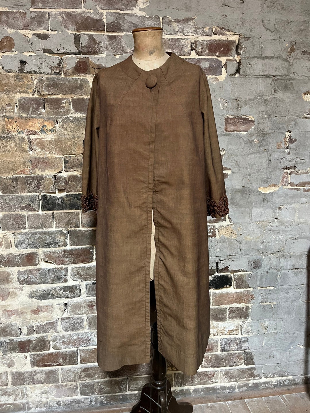 1960s Shot Slub Cotton Trapeze Coat. Beaded Sleeve Detail. Large Button ...