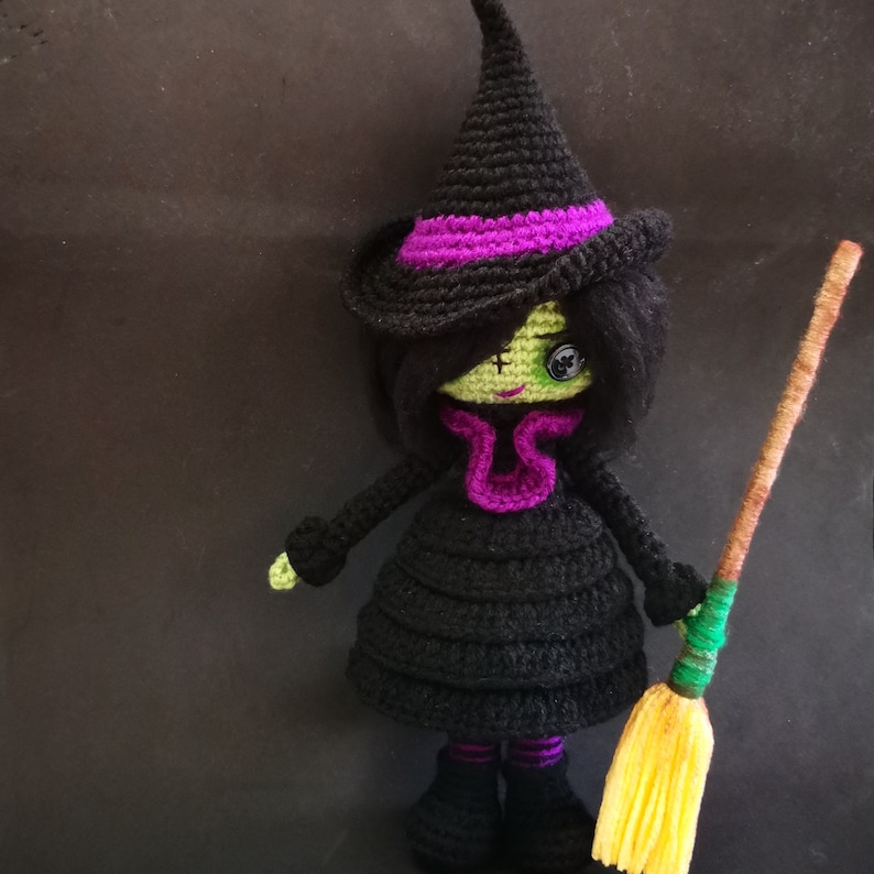 CROCHET PATTERN Witch doll Wicked Witch doll Halloween doll | Etsy