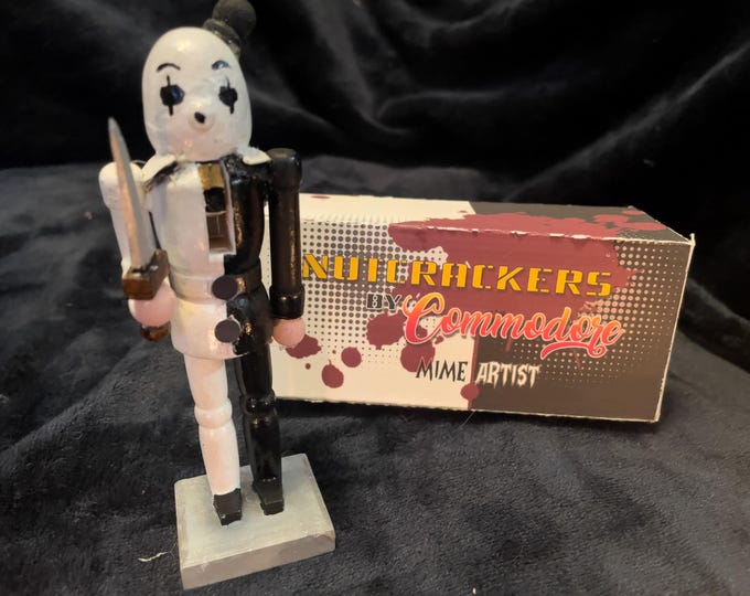 Art the Clown Nutcracker: Terrifier Horror Christmas Ornament - Etsy