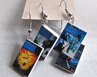 Miniature Book Earrings in Twilight Saga Style From "the Earring ...