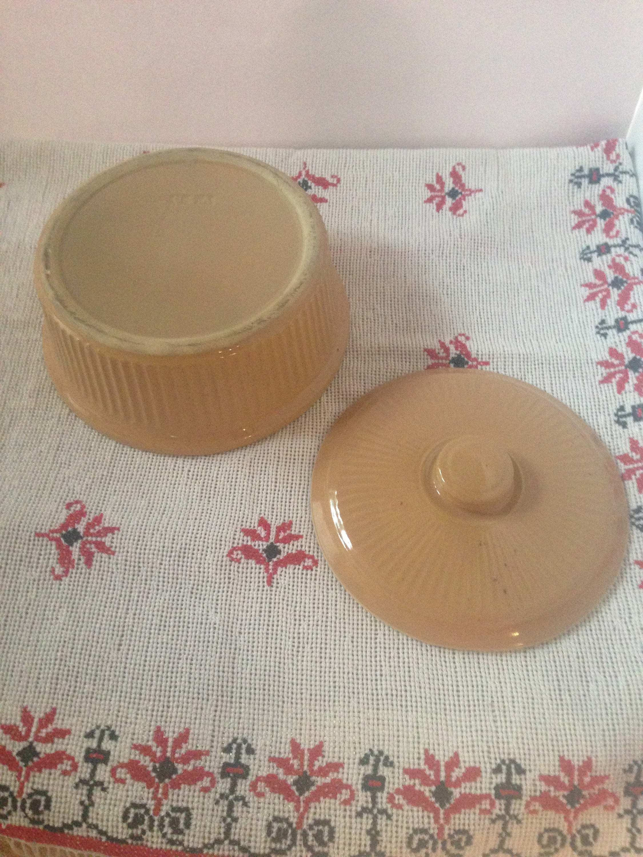 Antique YELLOW WARE Round Covered USA - Etsy
