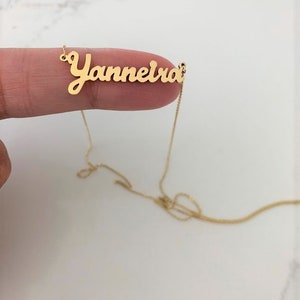 14K Solid Gold Personalized Name Necklace: Custom Cursive Jewelry - Etsy