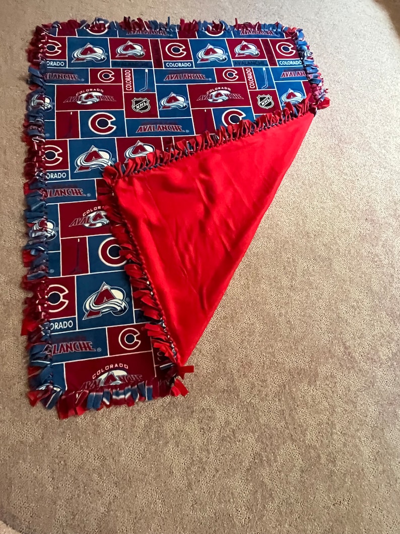Colorado Avalanche Double-thick Fleece Bedspread/blanket/throw - 67"x57 ...