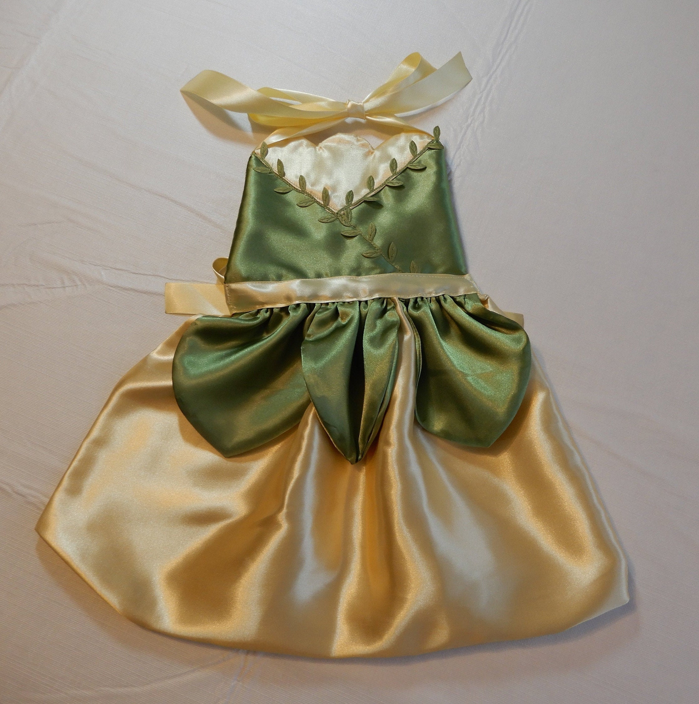 Disney Princess Aprons Child Princess Aprons Tangled Belle - Etsy