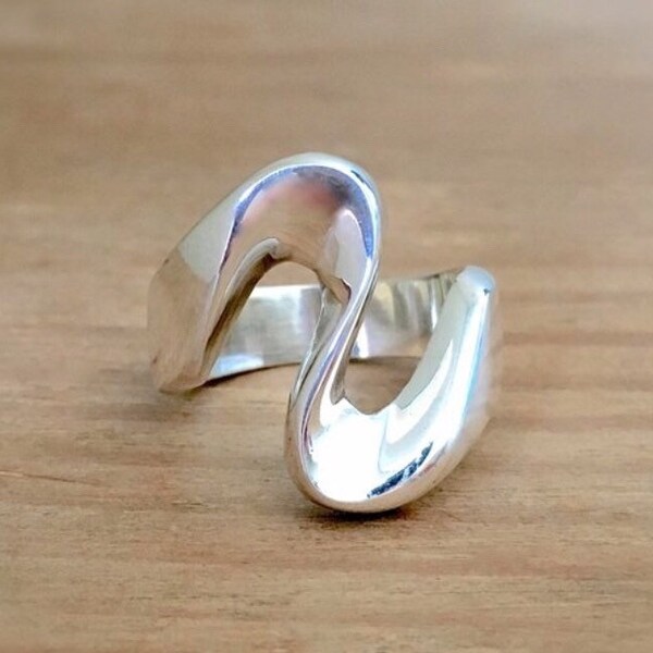 Curved Ring - Etsy