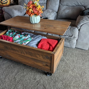 Rustic Lift Top Coffee Table With Storage - Reclaimed Wood Blanket ...