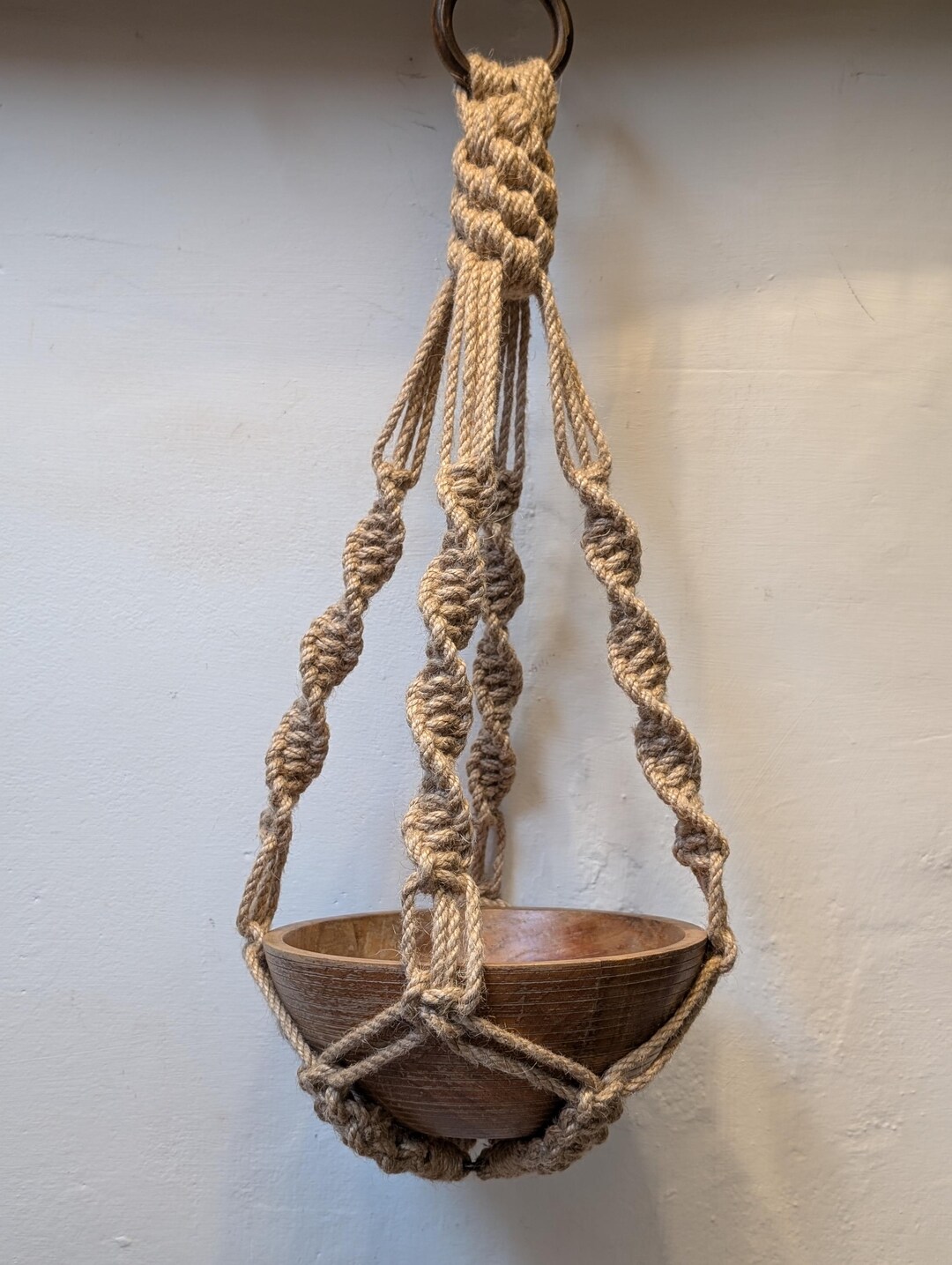 Tassel Free Macrame Plant Hanger, Jute Macrame Twisted Knot Plant ...