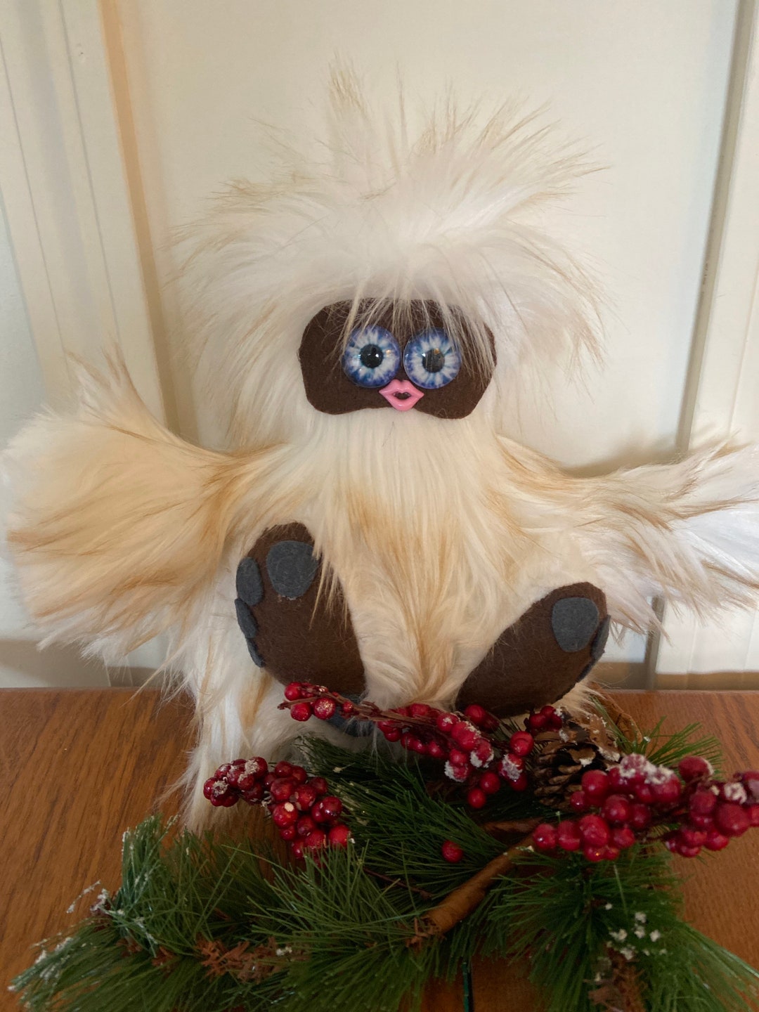 L’il Squatch’em, Blue Eyed Sassy Sasquatch Furry Bigfoot Stuffed Plushy ...