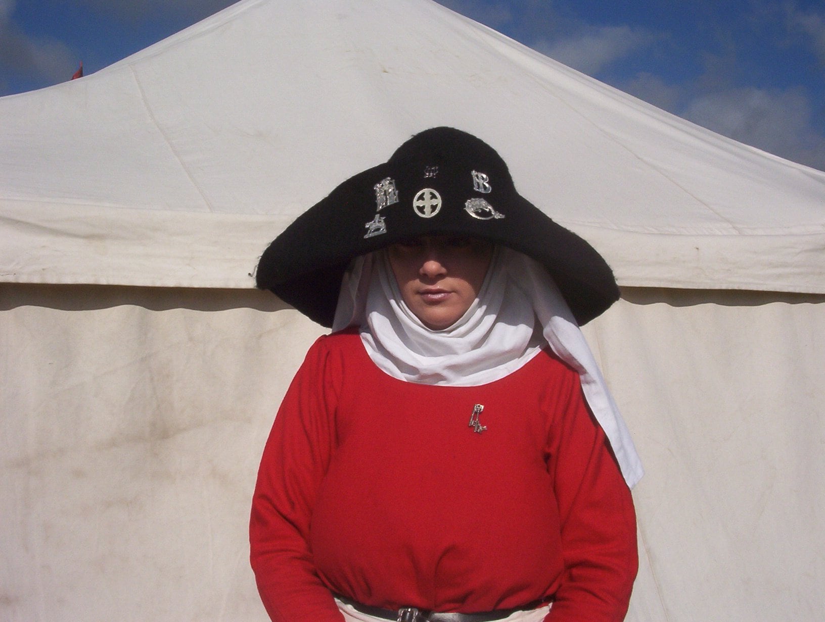 Wimple, Veil and Pins, Ladies Medieval Headdress Set in Linen - Etsy