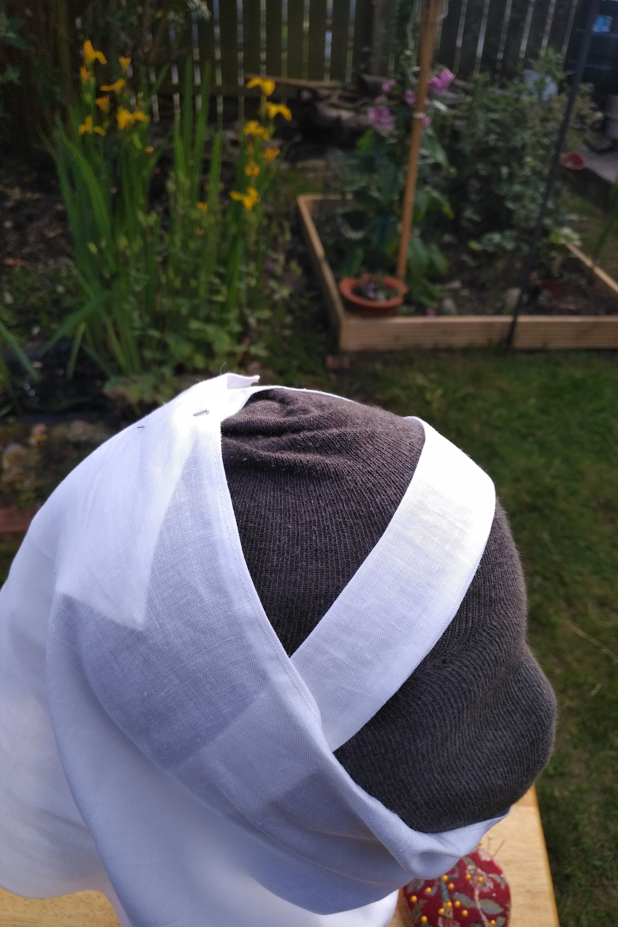 Wimple, Veil and Pins, Ladies Medieval Headdress Set in Linen - Etsy UK