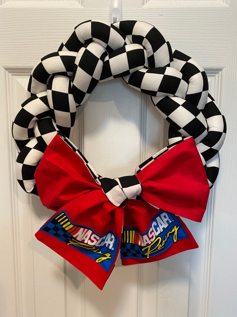 NASCAR Wreath - Racing Wreath - Racecar Wreath - Checkered Flag Wreath ...