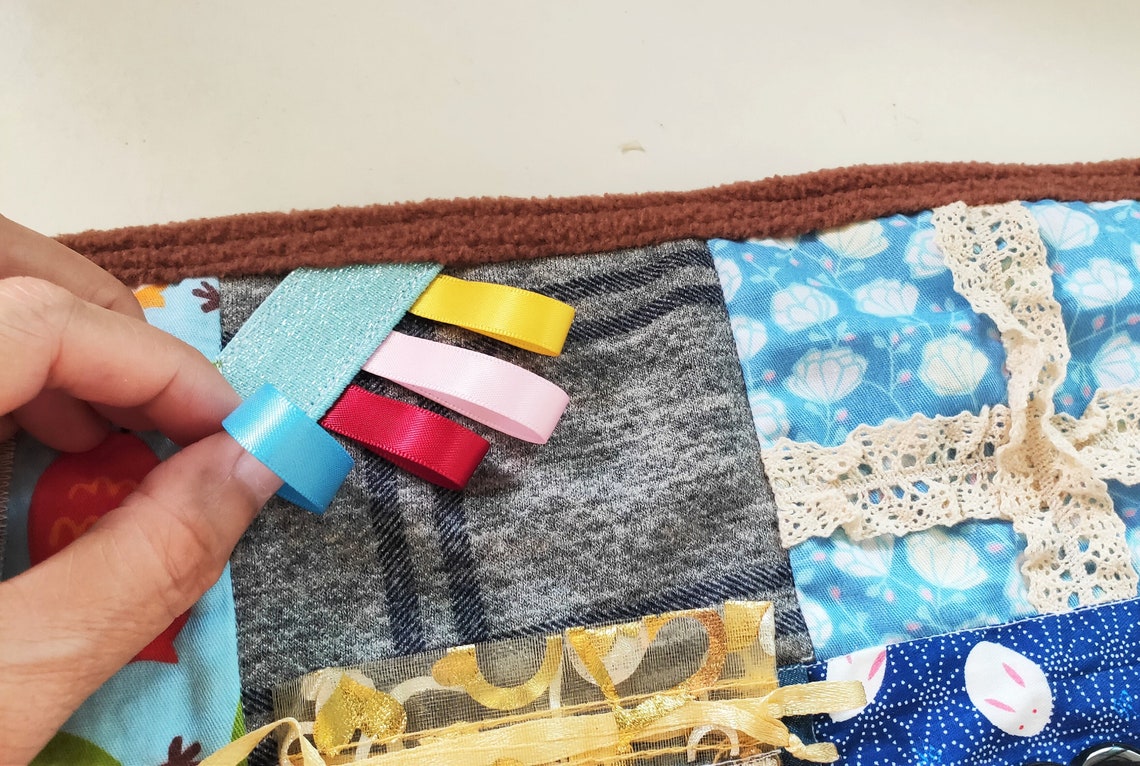 Fidget Blanket - Sensory Quilt - Alzheimer's Patients - Dementia ...