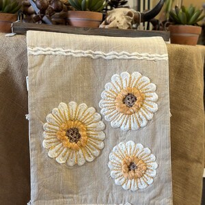 Sunflower Table Runner With Embroidered Sunflowers Linen - Etsy