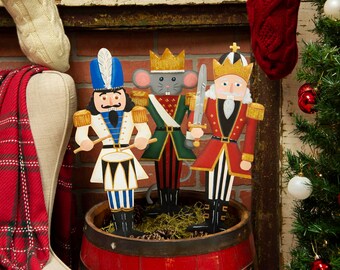 Metal Nutcracker Set - Etsy