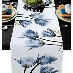 Tulip Table Runner: Blue and White - Etsy