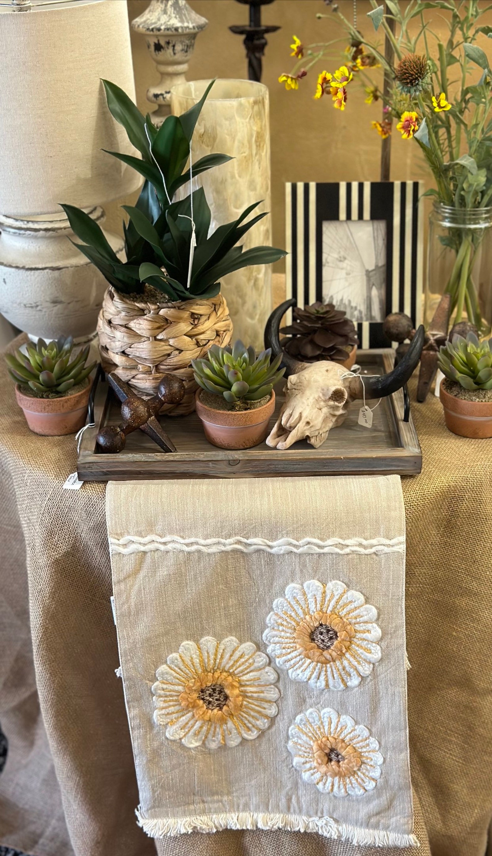 Sunflower Table Runner With Embroidered Sunflowers Linen - Etsy