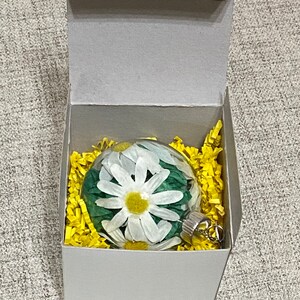 PEO Glass Ornament Daisy Hand Stamped Sisterhood Scholarship Fundraiser ...