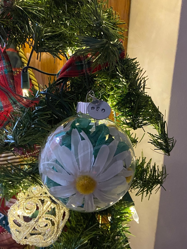 PEO Glass Ornament Daisy Hand Stamped Sisterhood Scholarship Fundraiser ...