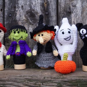 Crochet Halloween Finger Puppets Set – Handmade Witch, Ghost, Skeleton ...
