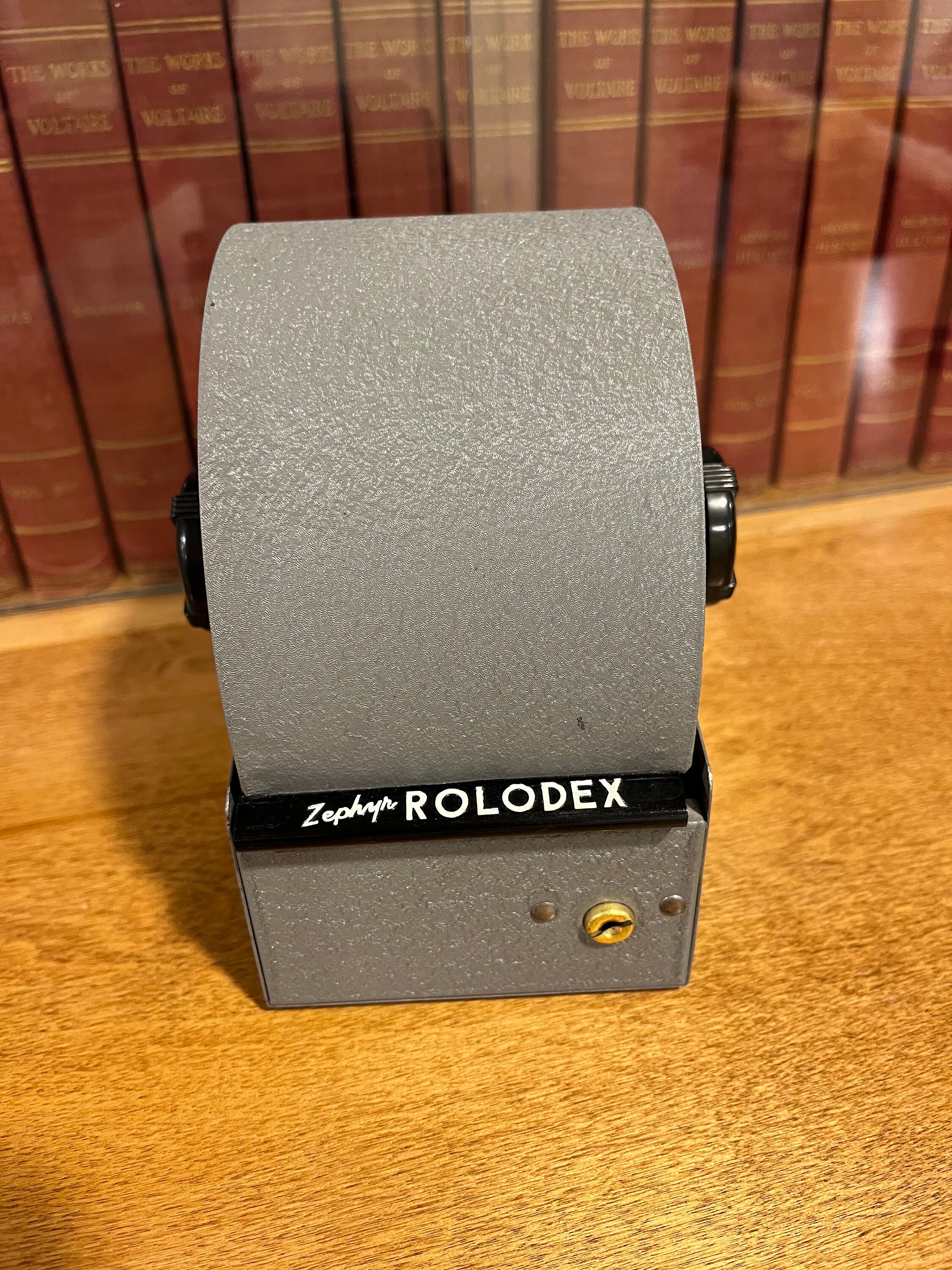 Vintage Metal Rolodex - Etsy