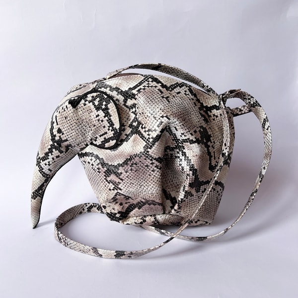 Animal Shaped Handbags - Etsy