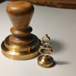 Wax Seal-keychain With the Family Coat of Arms, Family Crest on the ...