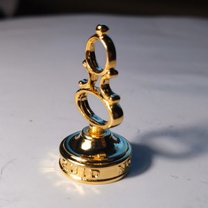 Wax Seal-keychain With the Family Coat of Arms, Family Crest on the ...