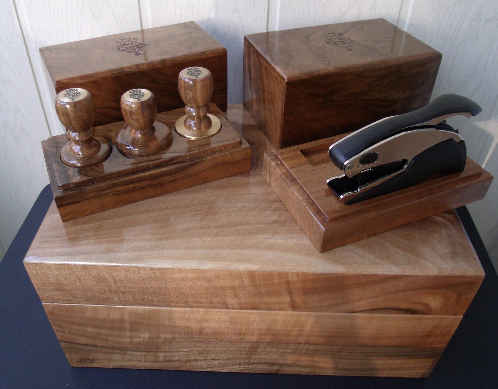 Gift Set of Two Seals in a Case Made of Wood. Wax Seal and - Etsy