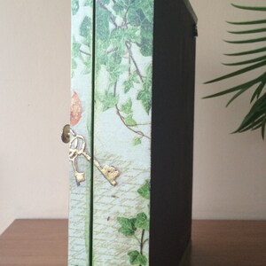 Wooden Key Organizer, Rustic Wall Cabinet, Green Key Box,key Cabinet ...