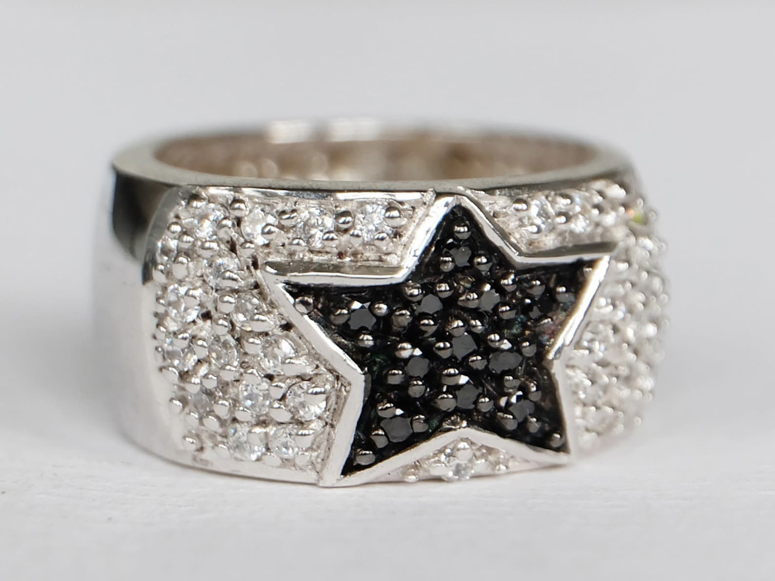 STAR DESIGN RING Sterling Silver Black and White Cz Ring - Etsy