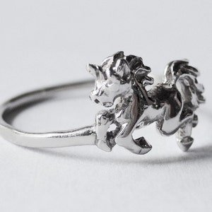 Unicorn Ring, Unicorn Jewelry, Unicirn, Unicorn Knuckle Ring, Knuckle ...
