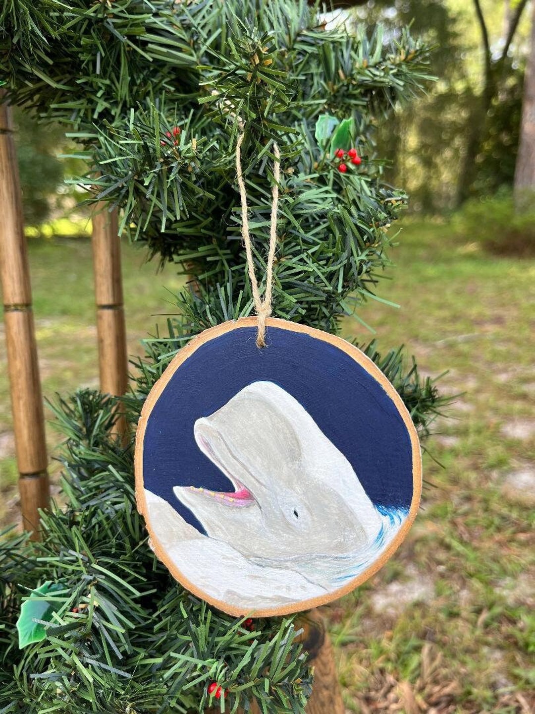 Beluga Whale Hand Painted Wood Slice Ornament, Whale, Ocean, Sea Art - Etsy
