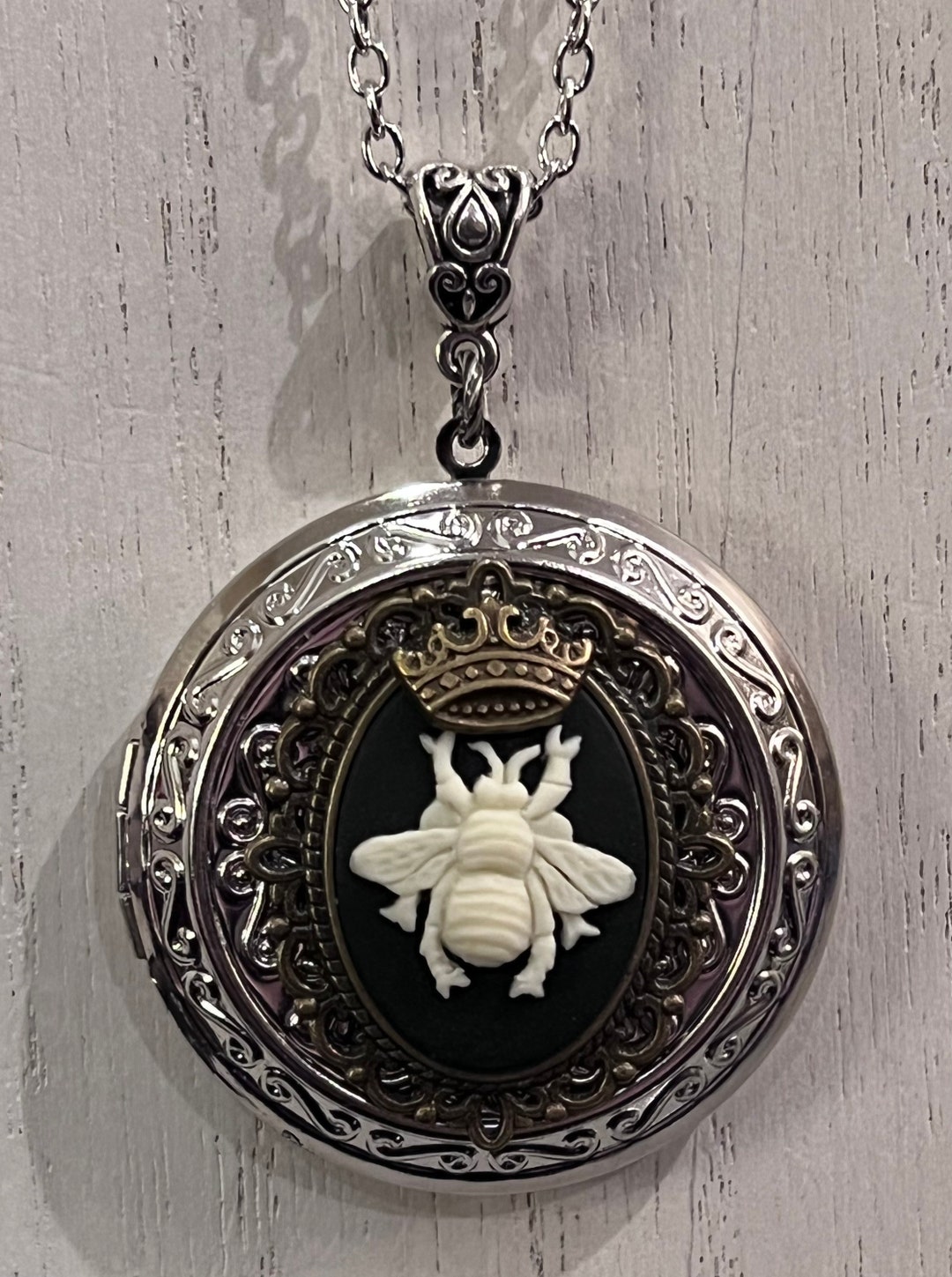 Queen Bee Locket No. 1 - Etsy