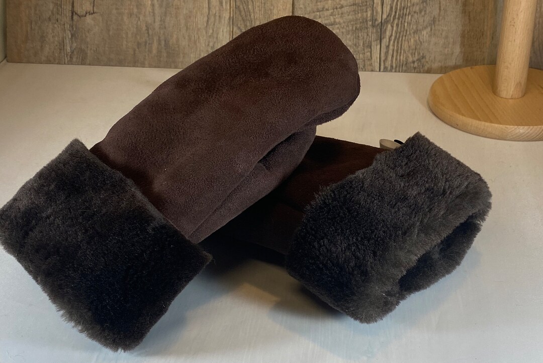 Mitten on the Wrist, City Mittens, 100 Percent SHEEPSKIN, Woolly Skin ...