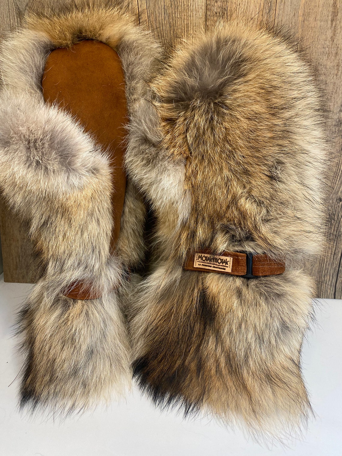 ALASKA MITTENS, Long Flared Mittens in Sheepskin With Suede Finish and ...
