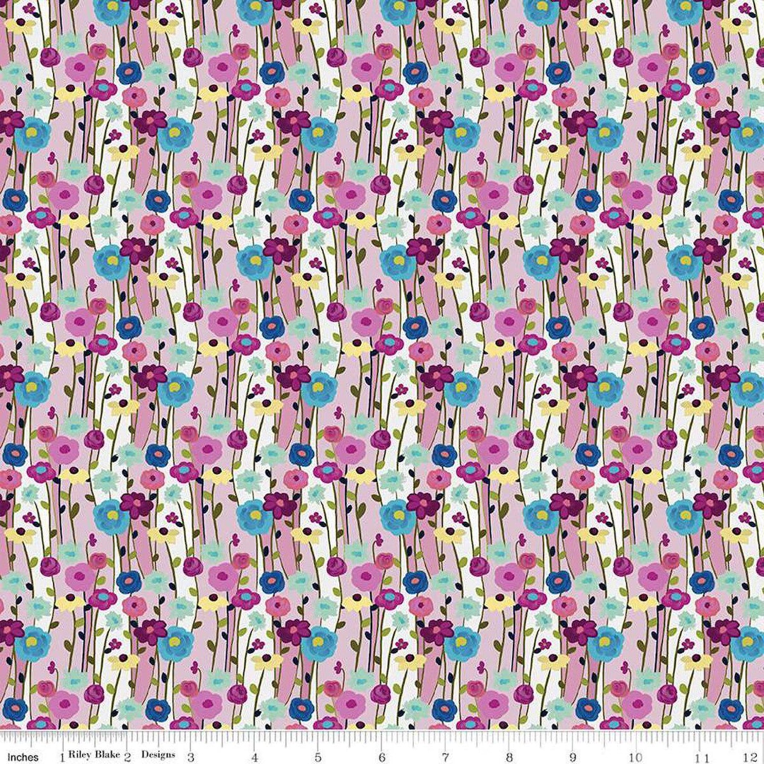 Riley Blake - Fragrant Fields - Flowers - Lilac - C15225 LILAC - 100% ...