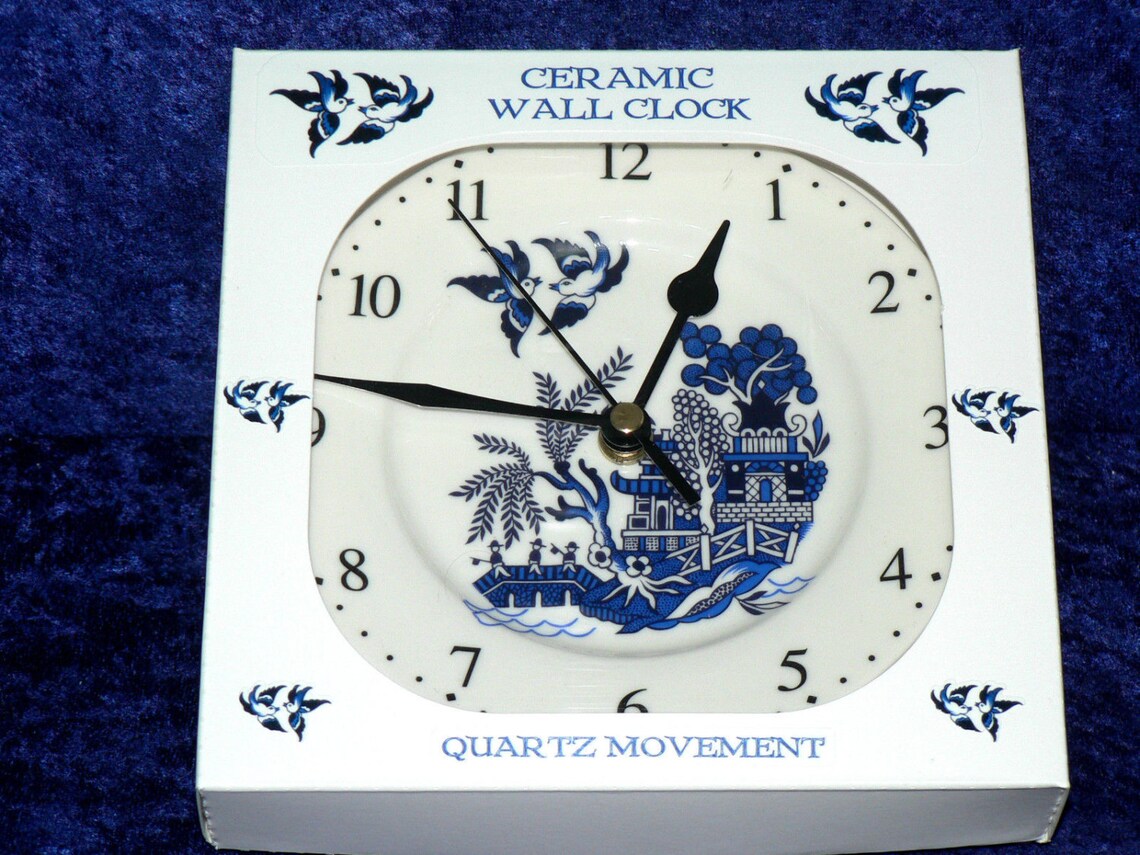 Blue Willow Clock. Porcelain Wall Clock With Blue Willow Pattern Design ...