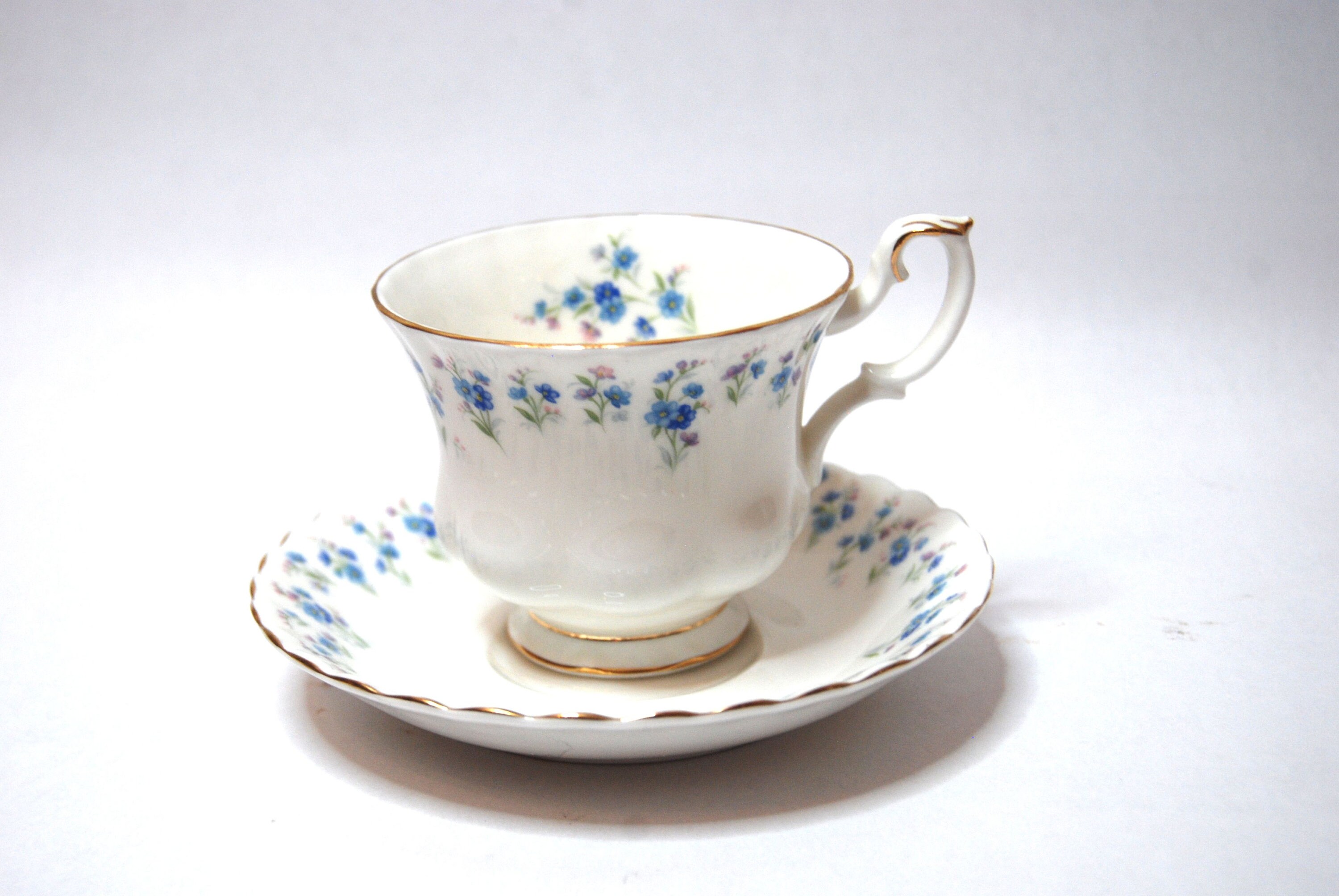 Vintage Royal Albert Memory Lane Bone China Teacup and Saucer - Etsy