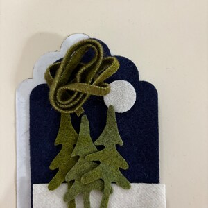 Cedar Trees Wool Tag Kit -- Wool Appliqué -- Hand-dyed Wool Gift Tag - Etsy