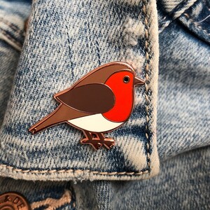 Robin Enamel Pin Robin Christmas Pin Badge Robin Accessory - Etsy
