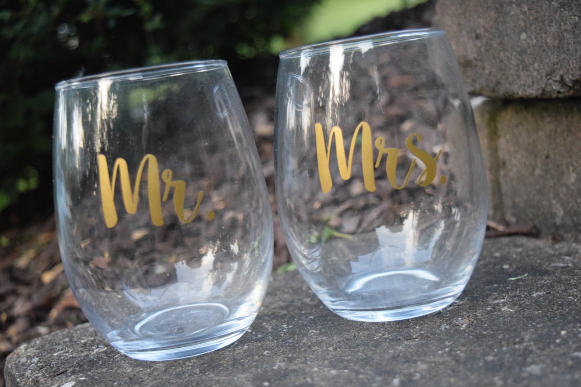 Set Of Two Mr And Mrs T Mr And Mrs Stemless Wine Glasses Etsy India