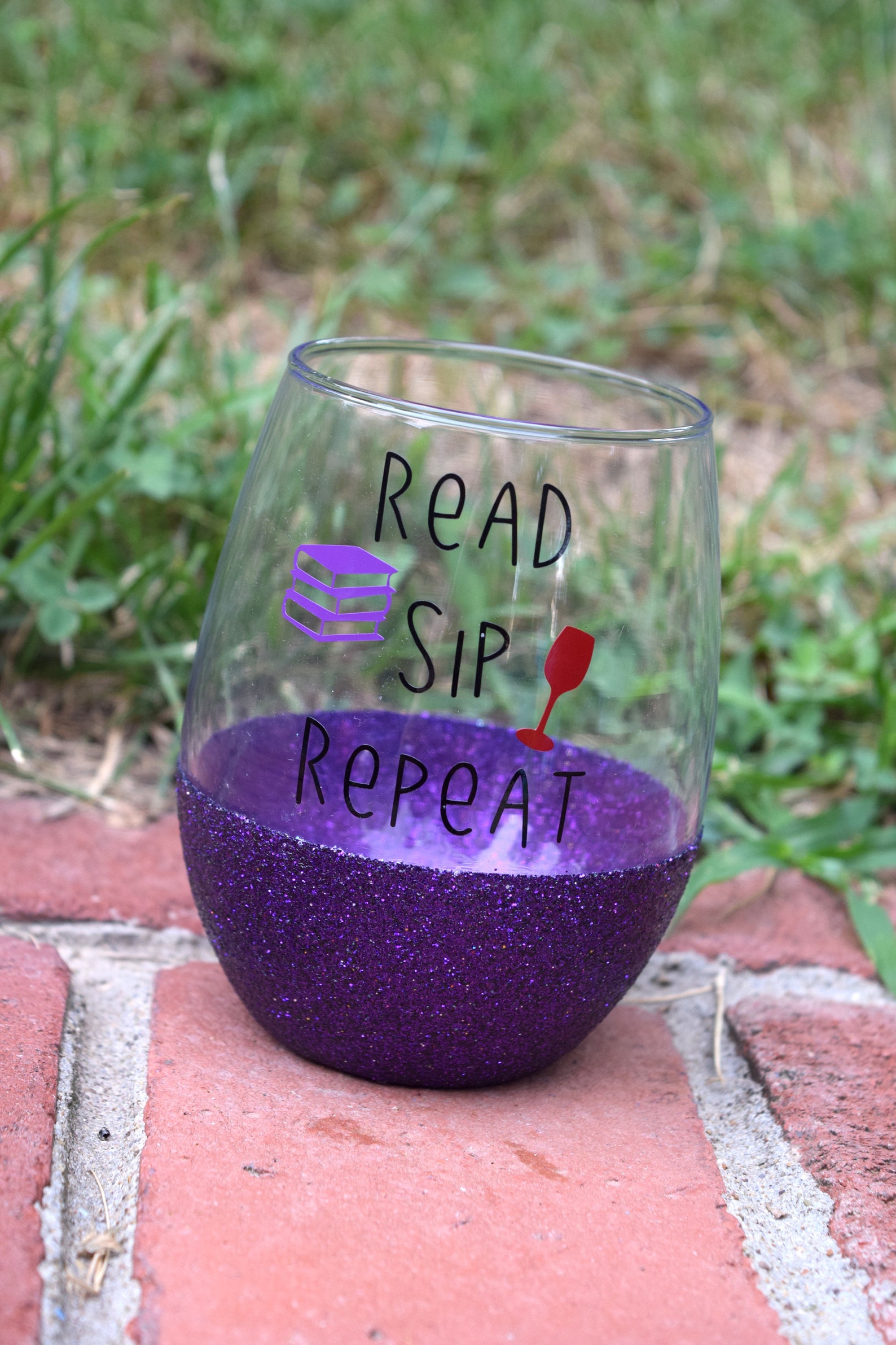 Glitter Wine Glass Read Sip Repeat Funny Wine Glass Wine - Etsy