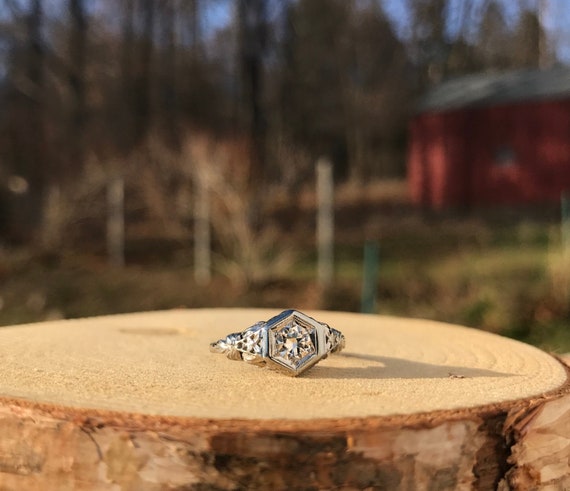 Antique Edwardian 18K White Gold Diamond Ring: .30ct … - Gem