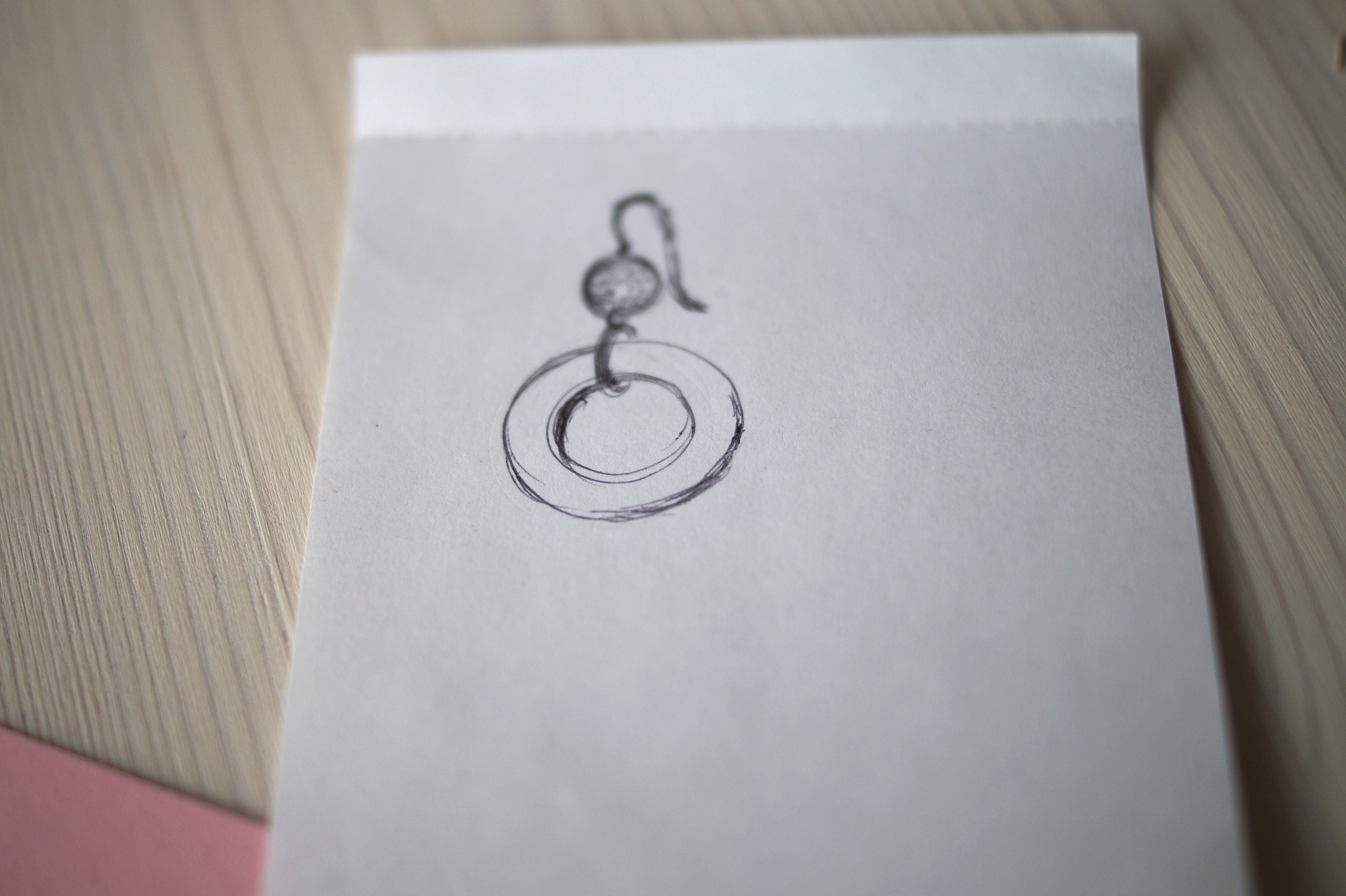 Silber Ohrringe mit großem Perlmutt Kreis, aufgetiefte Ronde mit ...