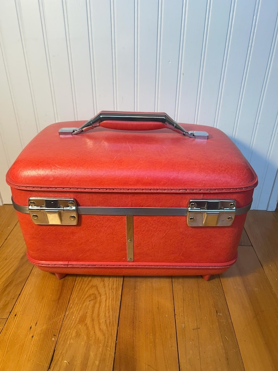RARE American Tourister Train case with side latches,… - Gem