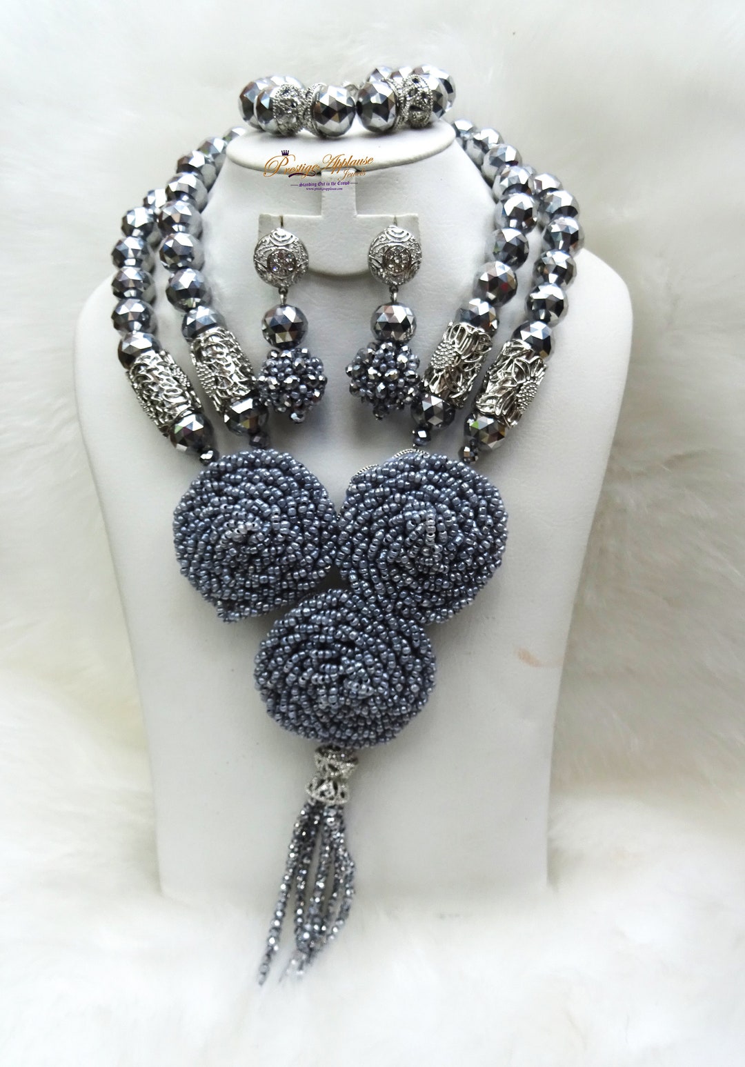 PrestigeApplause hermosa plata alargada africana nigeriana boda collar ...