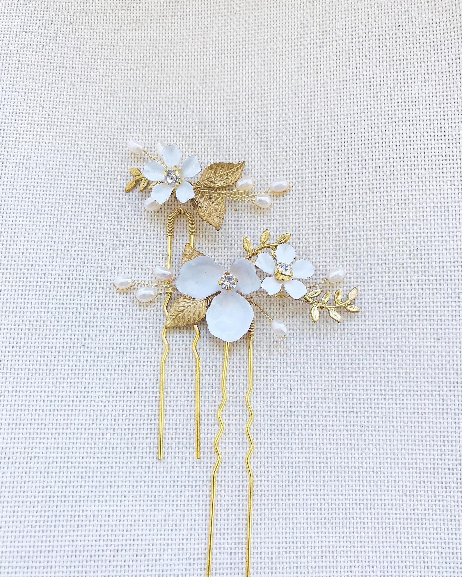 Set 2 Bridal Hair Pins Gold White Flower Wedding Hairpin Hair - Etsy