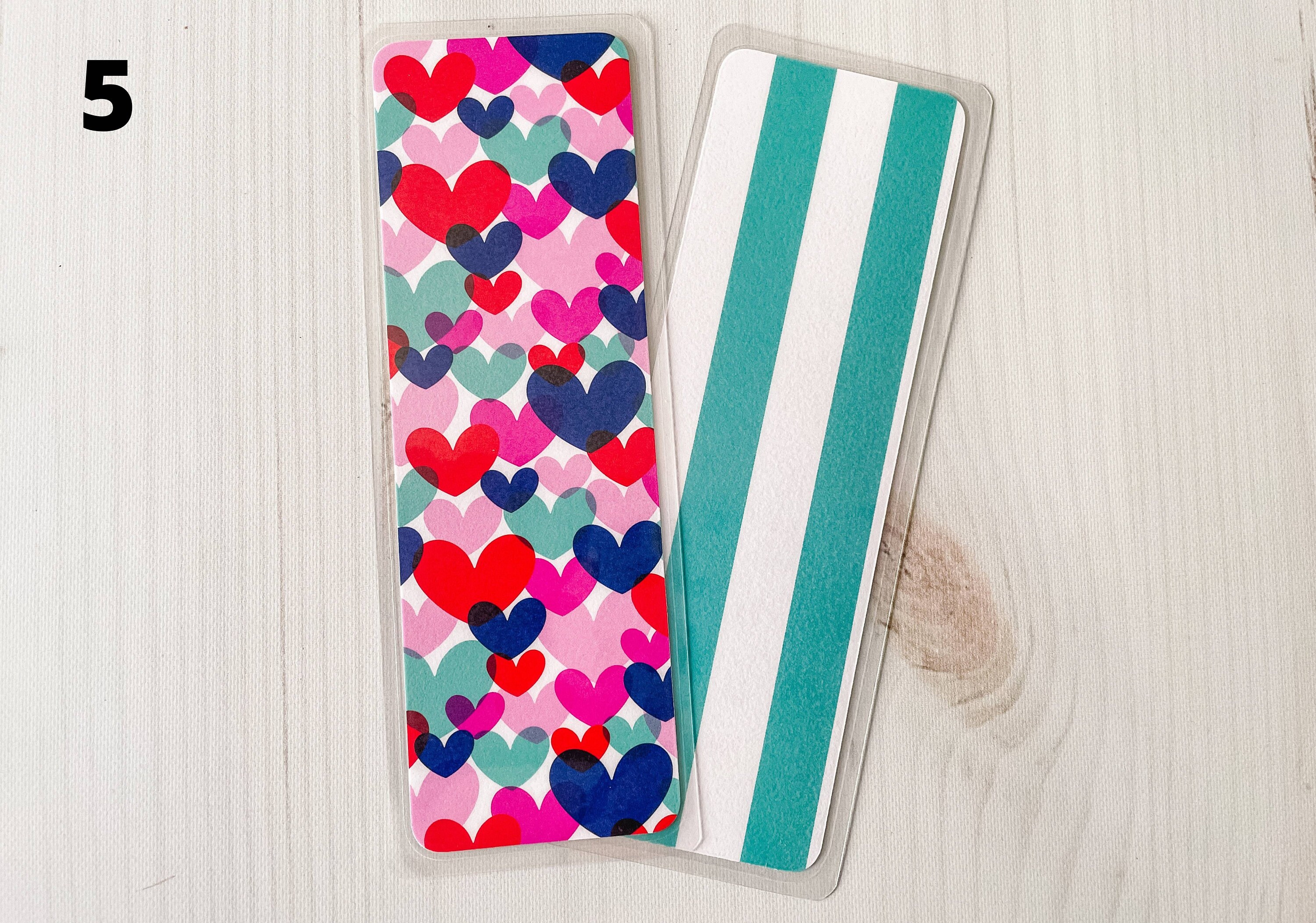 French Kiss Valentine's Day Bookmarks - Etsy